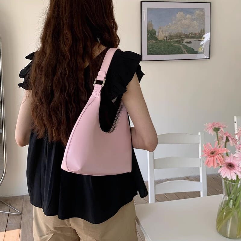 The Ultimate Guide to Choosing the Perfect Bag Color for Every Outfit ...