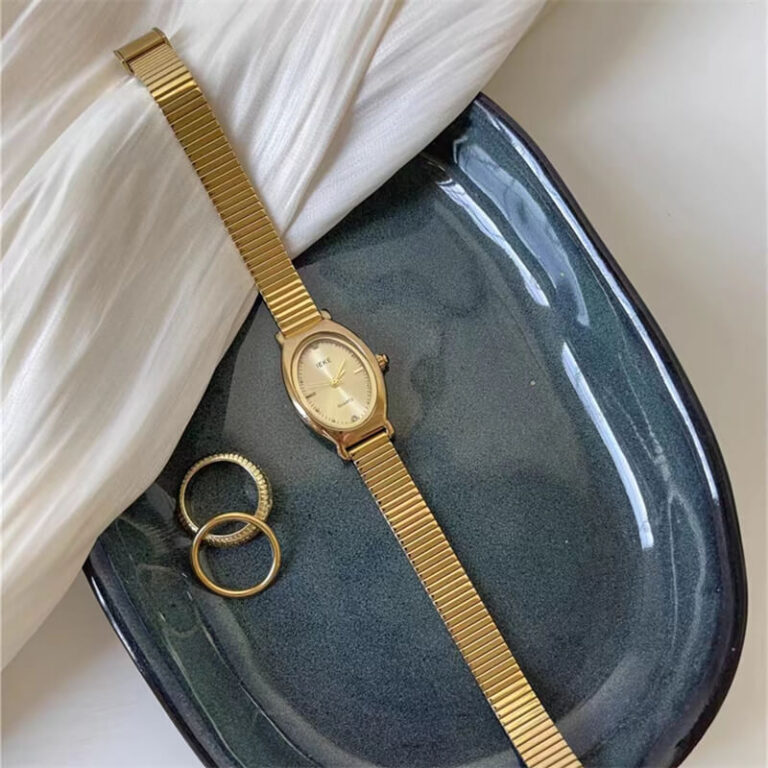 Chic Style Gold Emerald Green Oval Bracelet Ladies Watch – ChicFaith ...